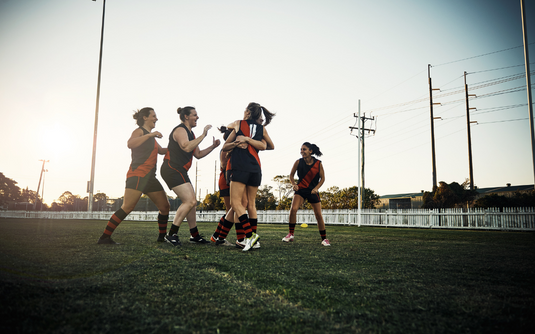 Writing activity: Sports commentary for students
